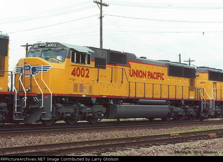 UP 4002